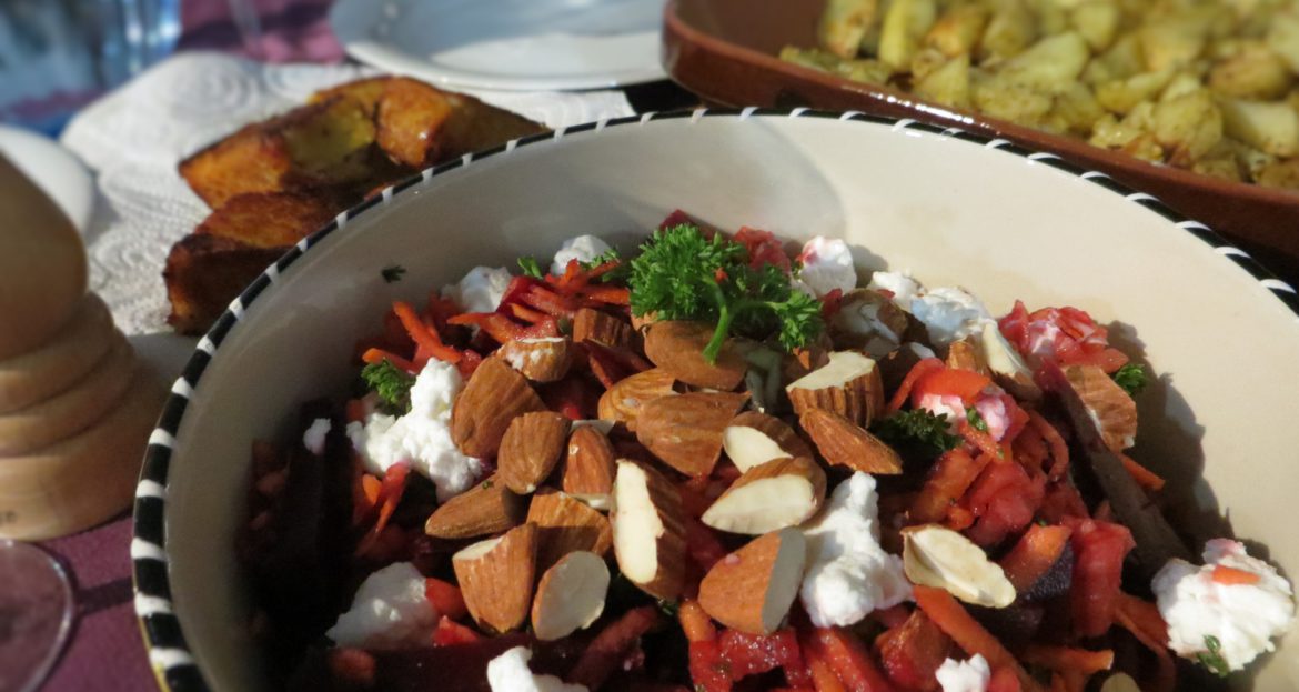 Salade met rode biet en verse geitenkaas | Kempense Geitenkaas Polle